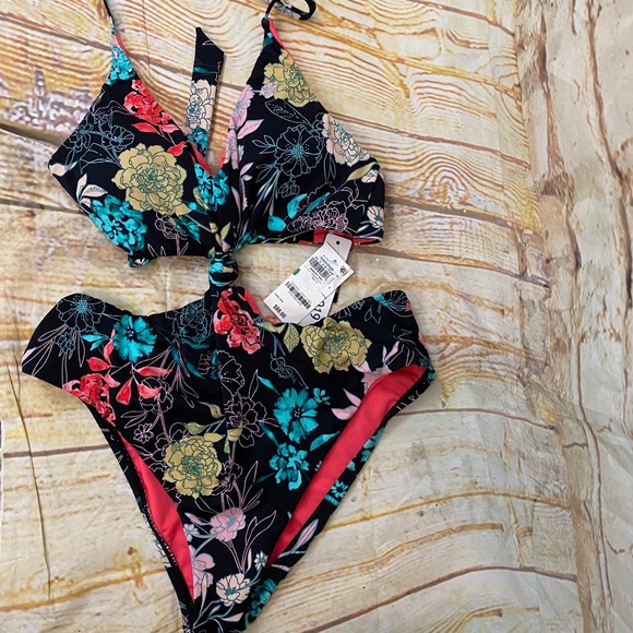 Bar III | Swim | Bar 11 One Piece Cutout Soft Cup Bathing Suit L | Poshmark